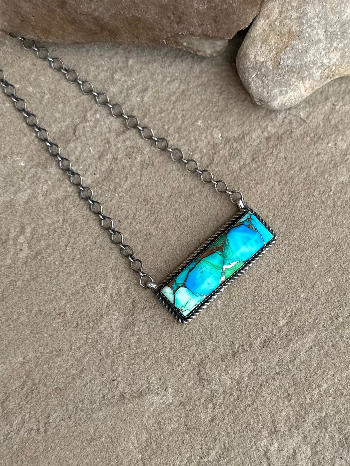 Peacock Dalia bar – River Turquoise